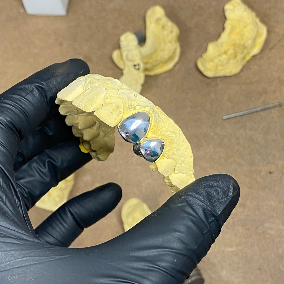 SILVER TOOTH CAPS – GrilledUpUK